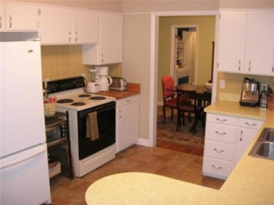 Ugly Kitchen Contest | Win | Kitchen Makeover