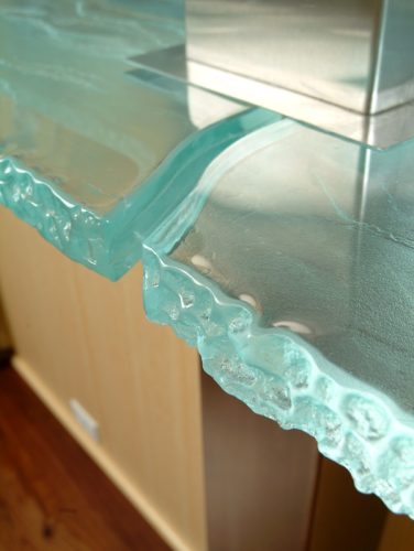 The Beauty of Glass in Home Design - Dig This Design