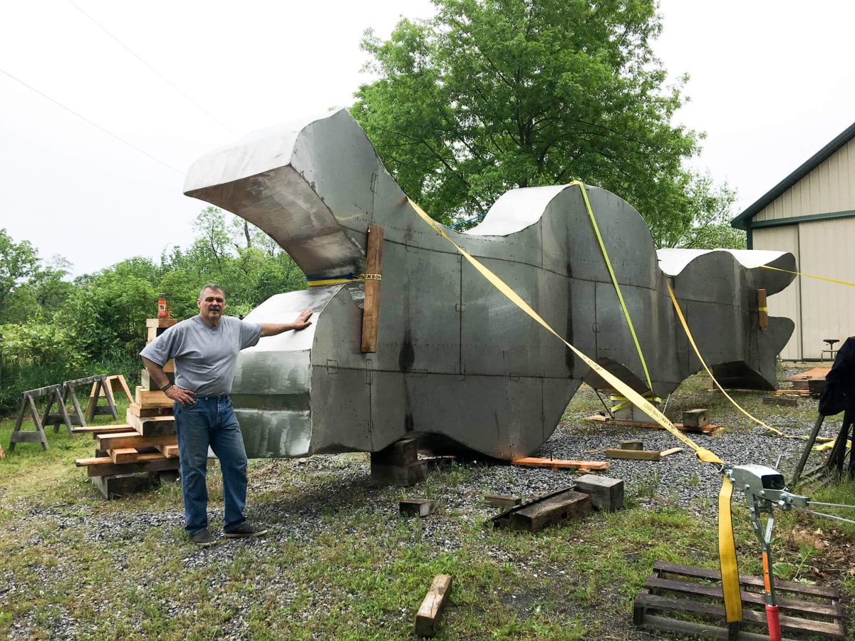 An Interview with Sculptor Steven Dolbin - Dig This Design