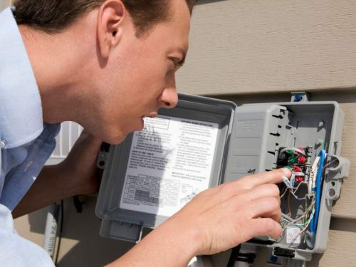 8 Essential Tips for DIY Home Repair - Dig This Design