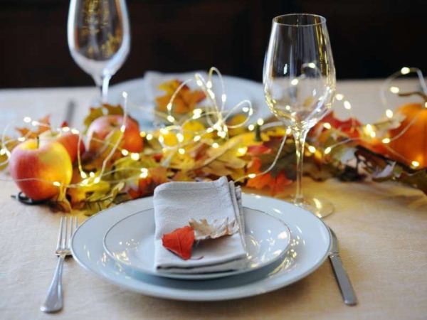 Fantastic November Dining Decor - Dig This Design