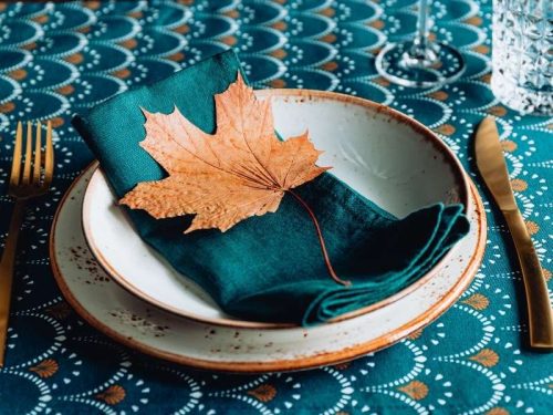 Fantastic November Dining Decor - Dig This Design