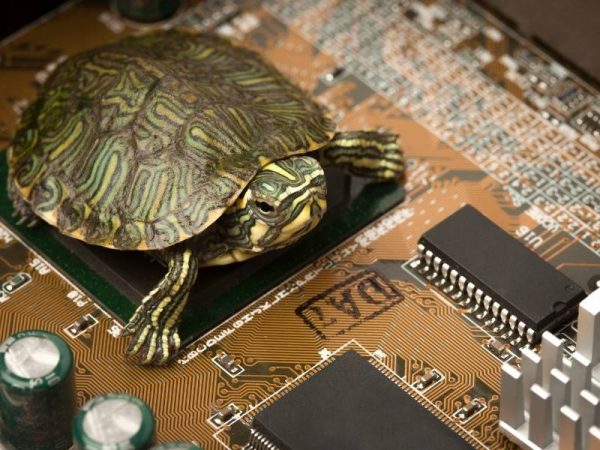 DIY Home Office: 5 Signs You Need a Desktop Replacement - Dig This Design