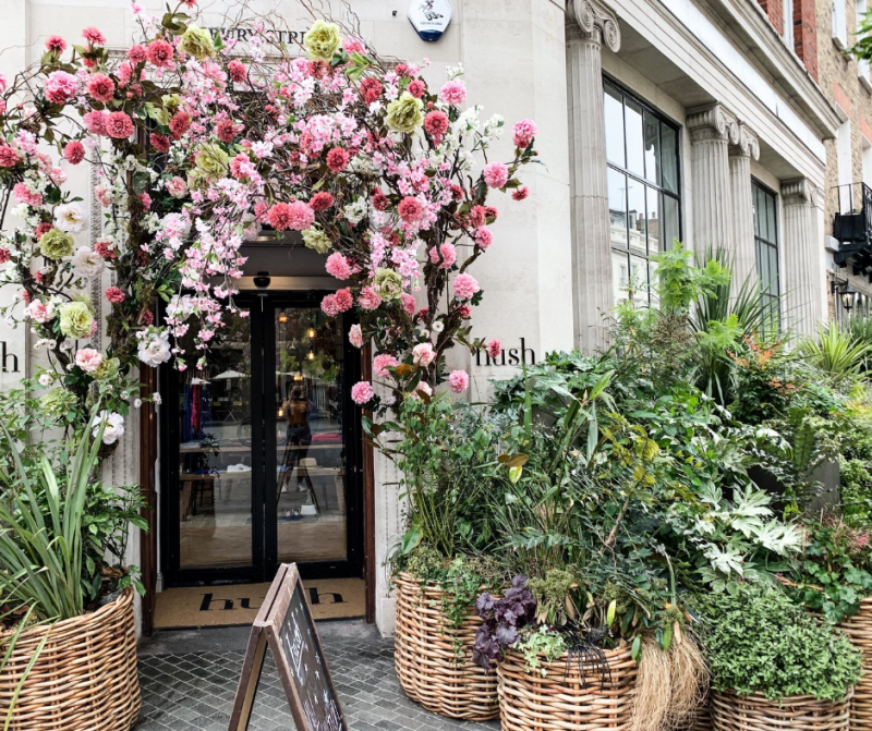 7 Ways to Improve Your Business Storefront - Dig This Design